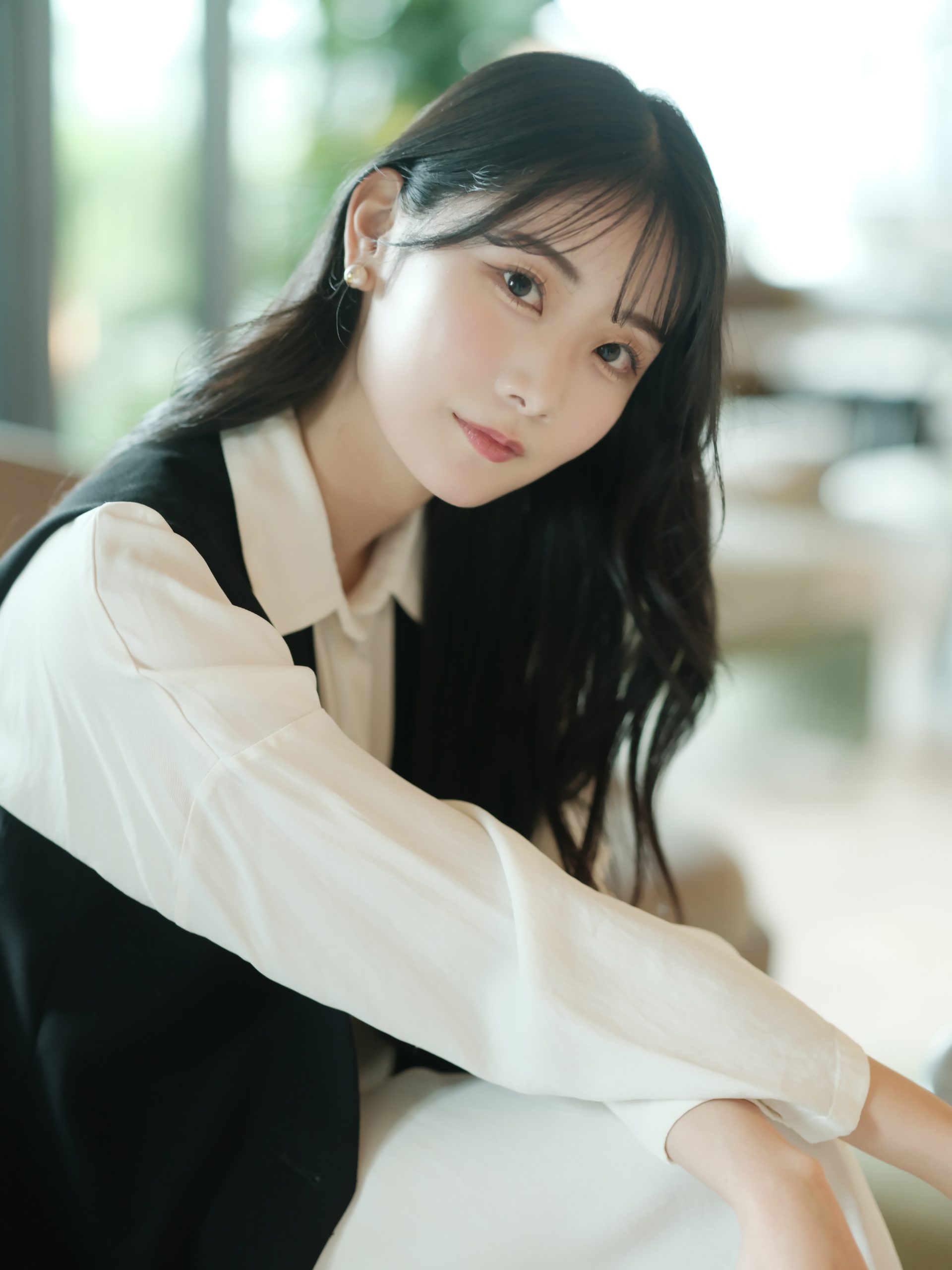 MAO HOTTA - ALICE IN WONDERLAND